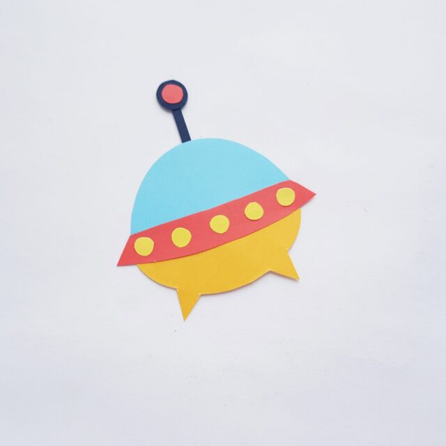 Space Themed Finger Puppets - Free Printable - Mama of Five