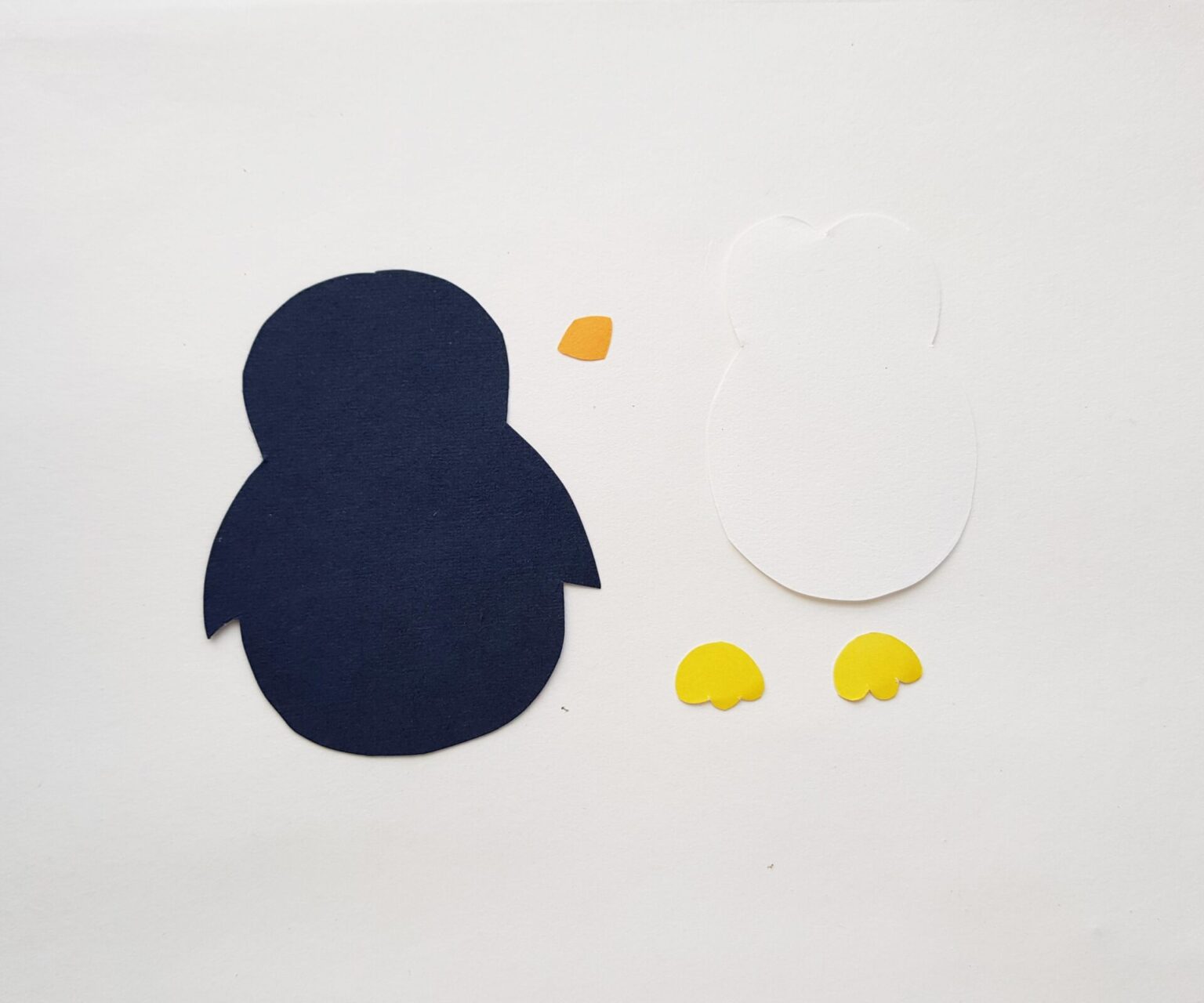 Free Penguin Papercraft Printable - Mama of Five