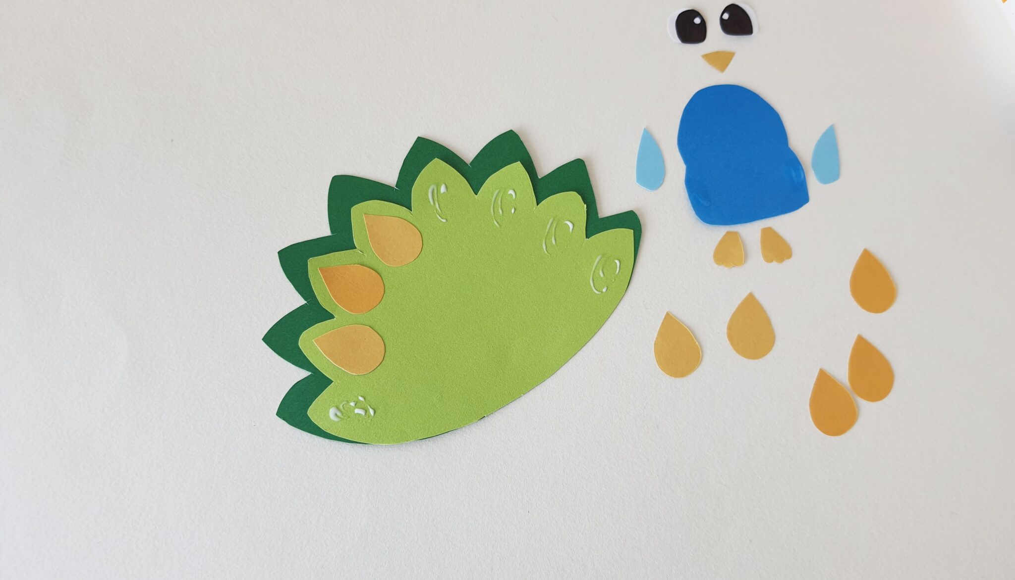 FREE Peacock Craft - Mama of Five