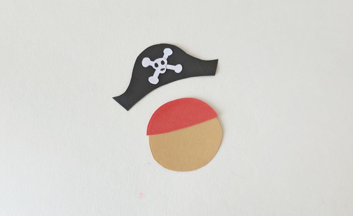 Papercraft Pirate - Mama of Five